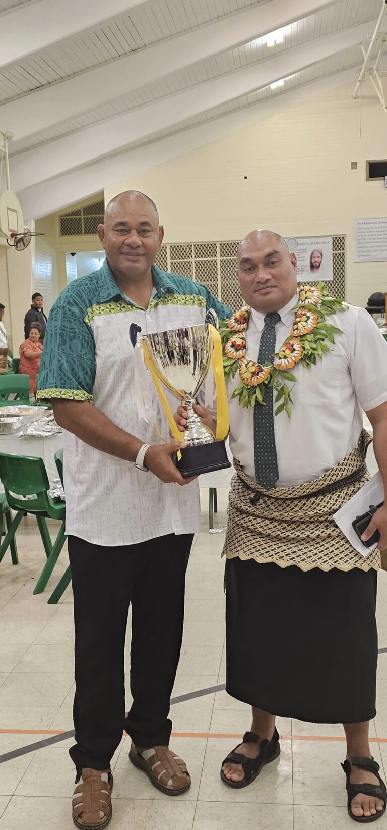 ‘E kei sipoti mo ‘akapulu ‘a Liahona lolotonga ‘eku puleako: Sione ...