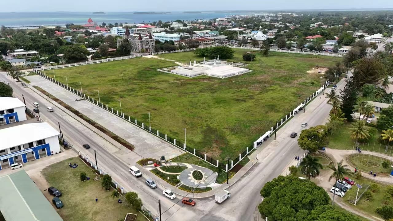 Ambassador Liu Weimin Presents Mala‘ekula Royal Tomb Project as Gift to ...